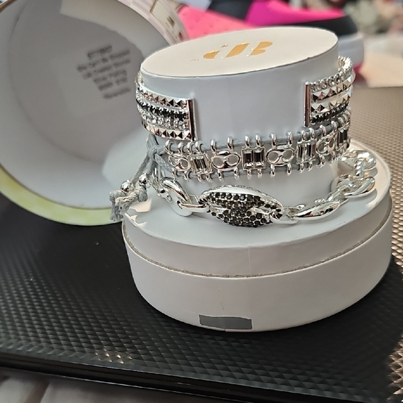 Bomb Party | Jewelry | Bomb Party 225 Summer Stack She Cant Be Stopped ...